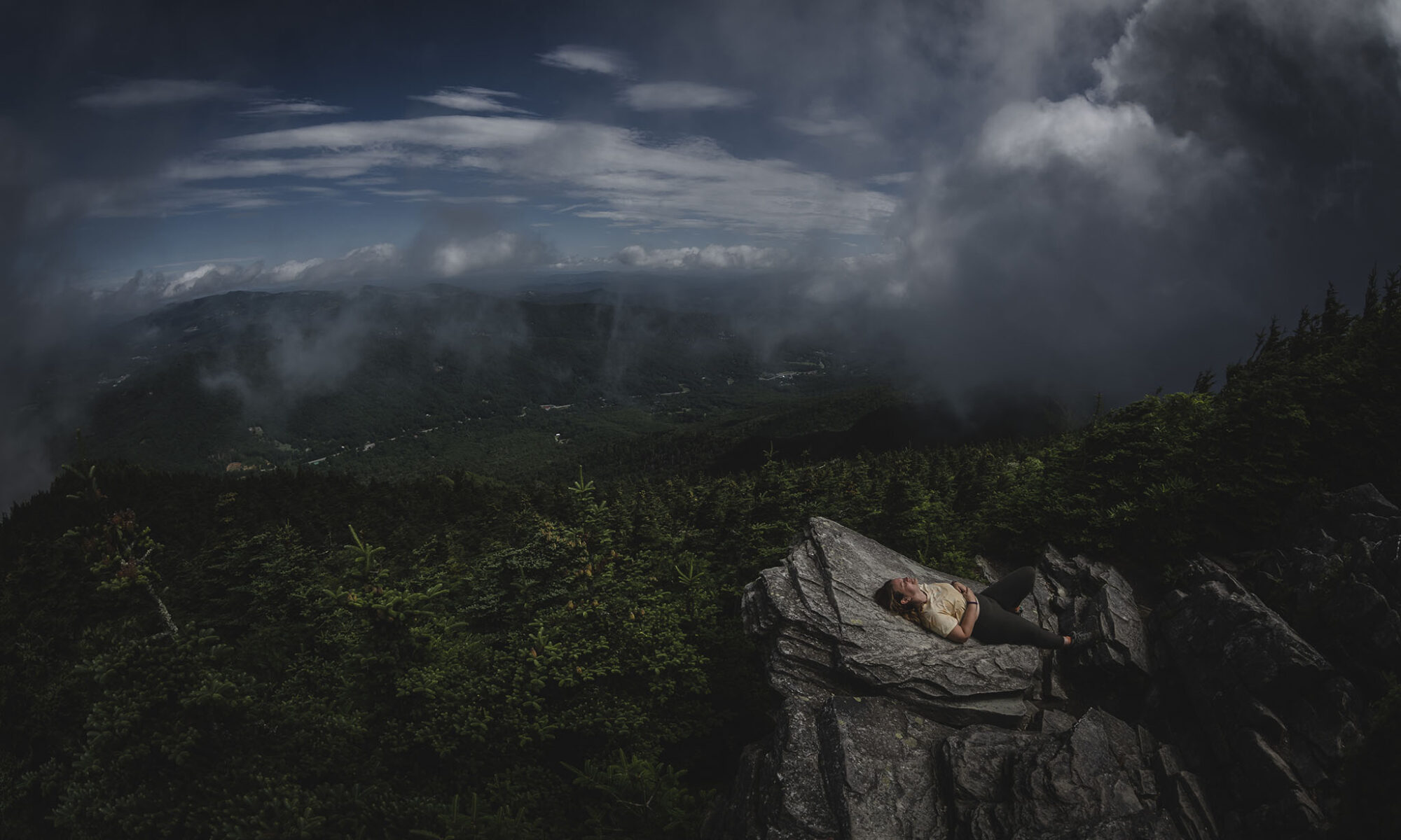 Hiking Profile Trail to Calloway Peak on Grandfather Mountain, North ...